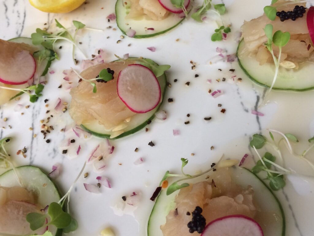 Best Restaurants In Rarotonga, Cook Islands - SittingUnderAPalmTree